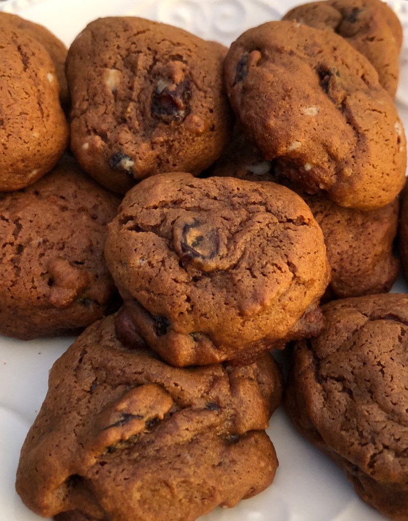 Baking without…Sugar: Spicy Raisin Cookies – History in the Kitchen
